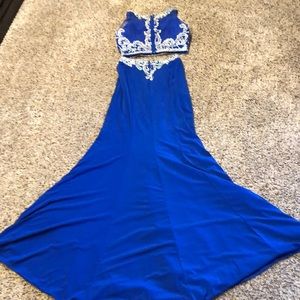 Splash | Dresses | Beautiful 2 Piece Splash Gown | Poshmark